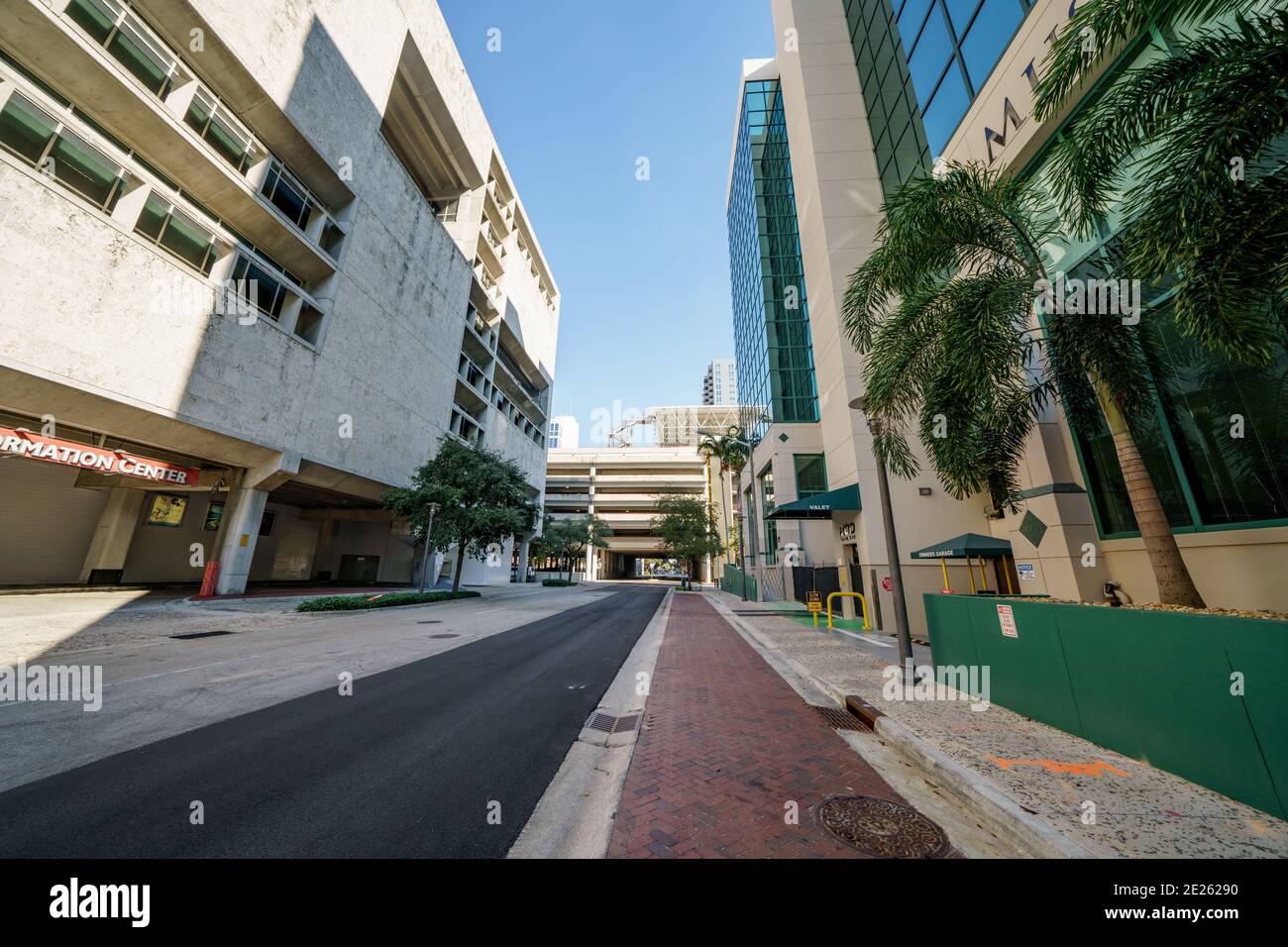 Street scene Downtown Fort Lauderdale FL Stock Photo - Alamy