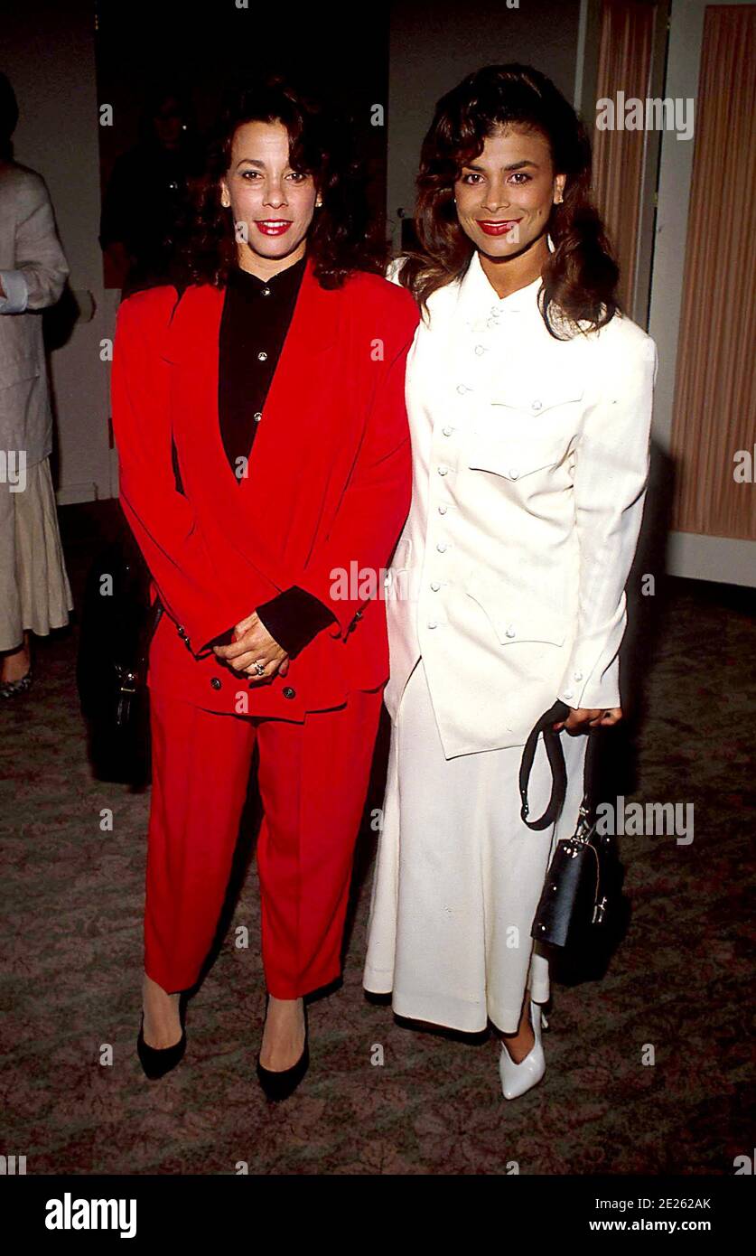 Paula abdul and her sister hi-res stock photography and images - Alamy