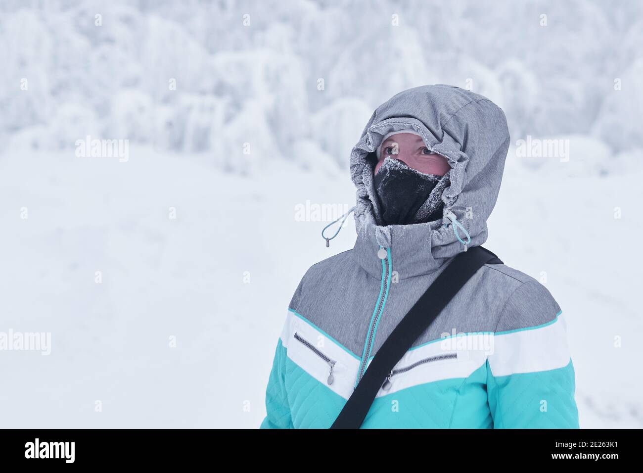 Neck warmer hi-res stock photography and images - Alamy