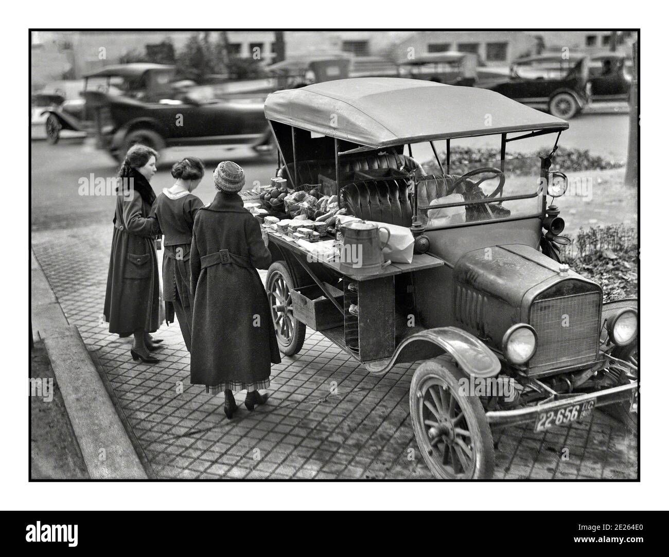 1900s mobile fast food sandwich vending machine automobile hi-res stock ...