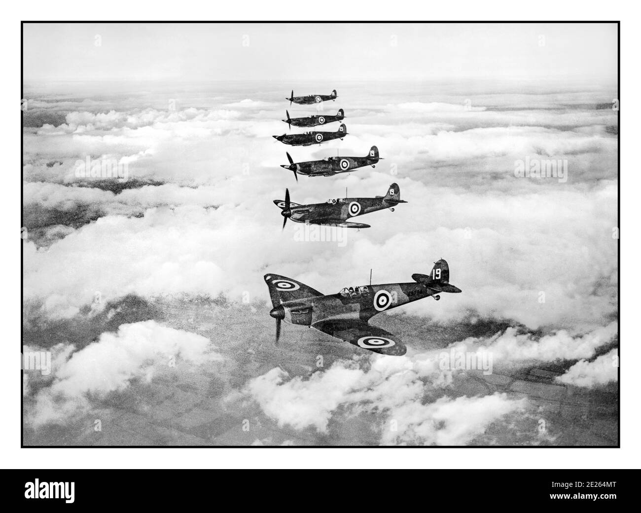 19 squadron raf duxford Black and White Stock Photos & Images - Alamy