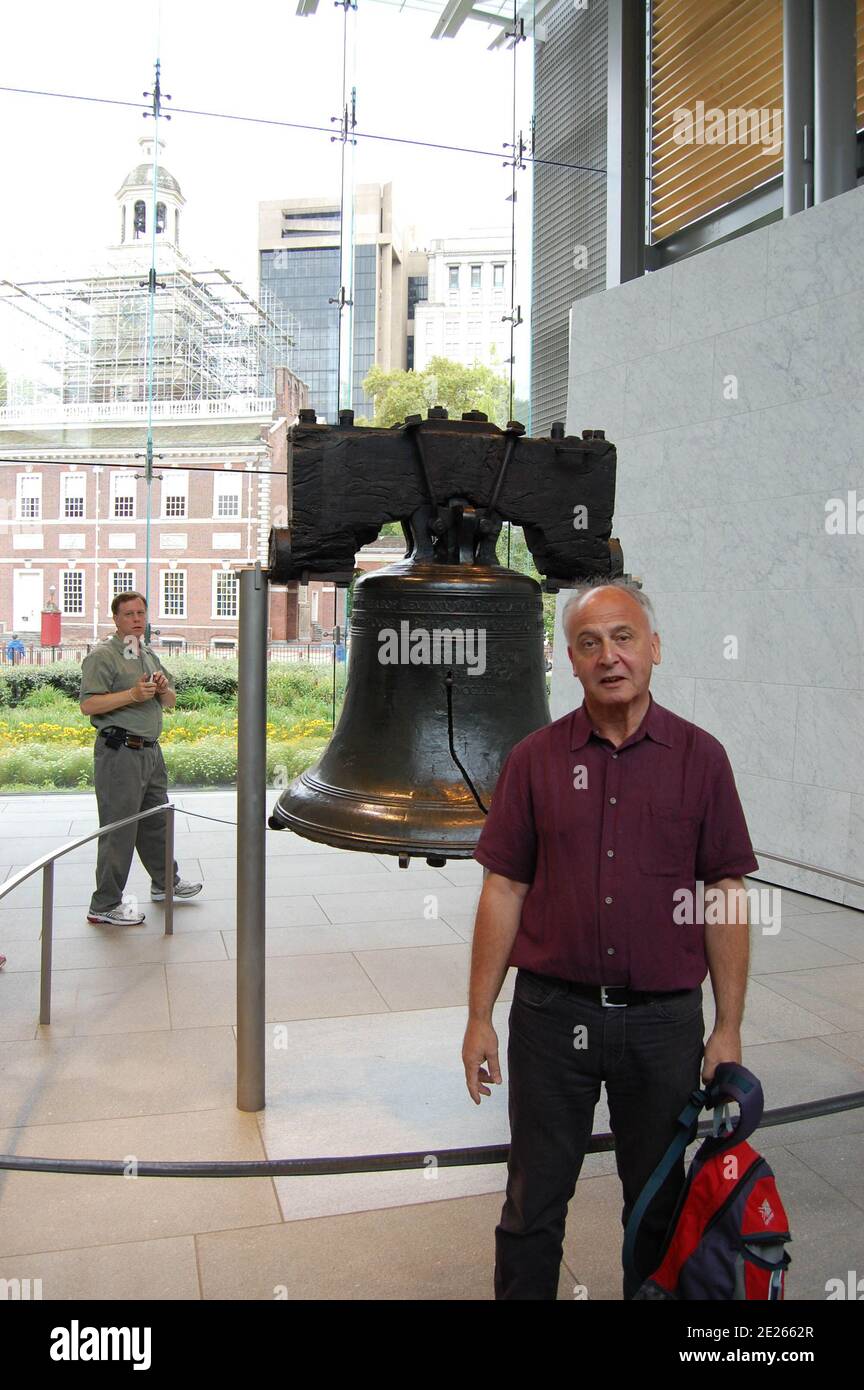 Liberty bell Philadelphia United States of America cracked history ...