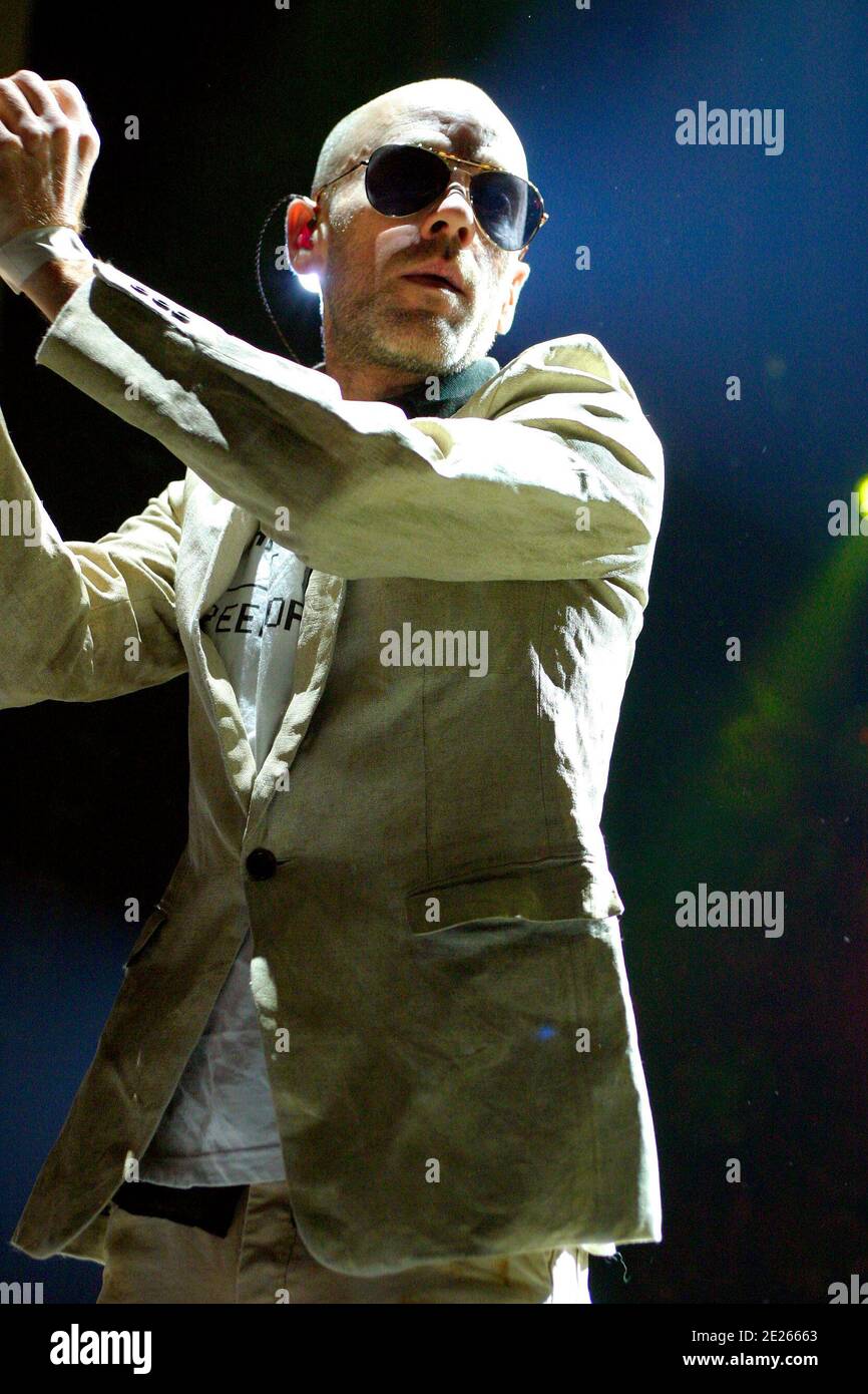 Rem in concert london hi-res stock photography and images - Alamy