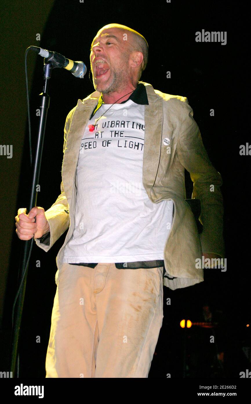 Rem concert london hi-res stock photography and images - Alamy