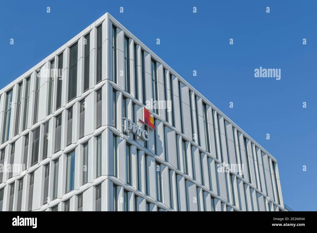 PricewaterhouseCoopers GmbH Wirtschaftsprüfungsgesellschaft, Kapelle ...