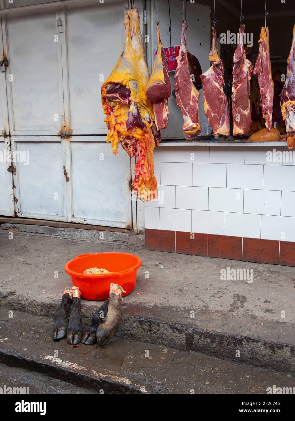 The traditional Bazaar. City Uzgen (Oesgoen, Usgen) close to the border ...