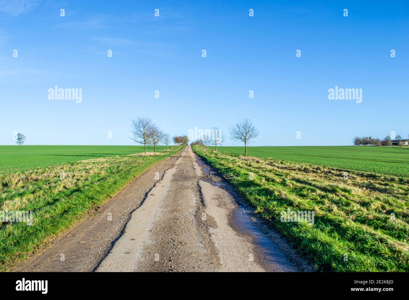 Countryside path in Exton, Rutland, England Stock Photo - Alamy