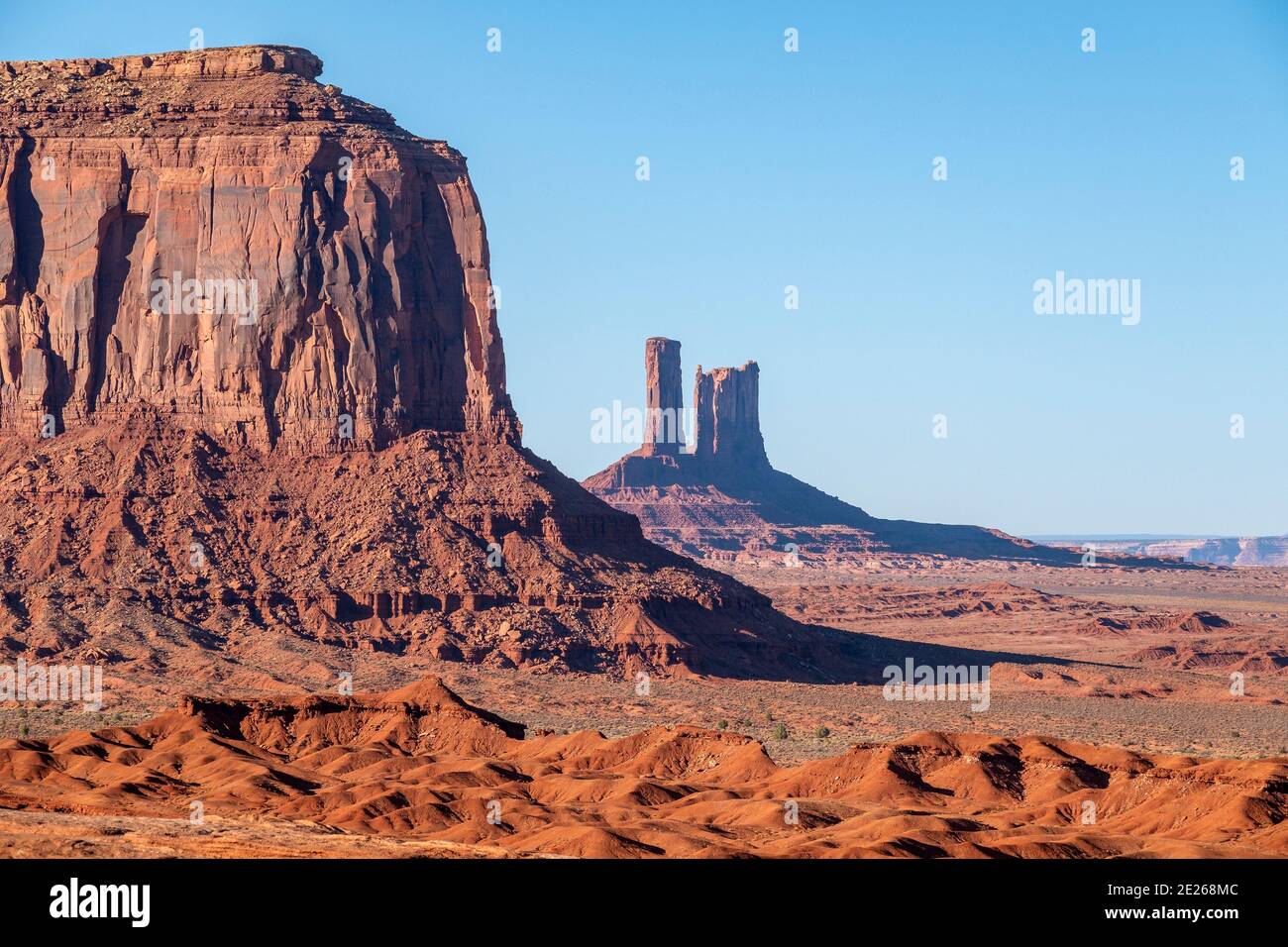 Monument valley elephant butte in hi-res stock photography and images ...