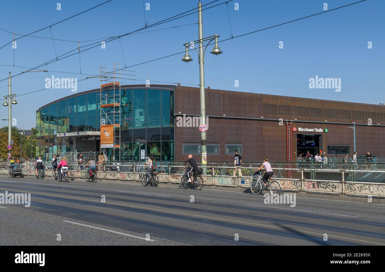 Warschauer verkehr hi-res stock photography and images - Alamy