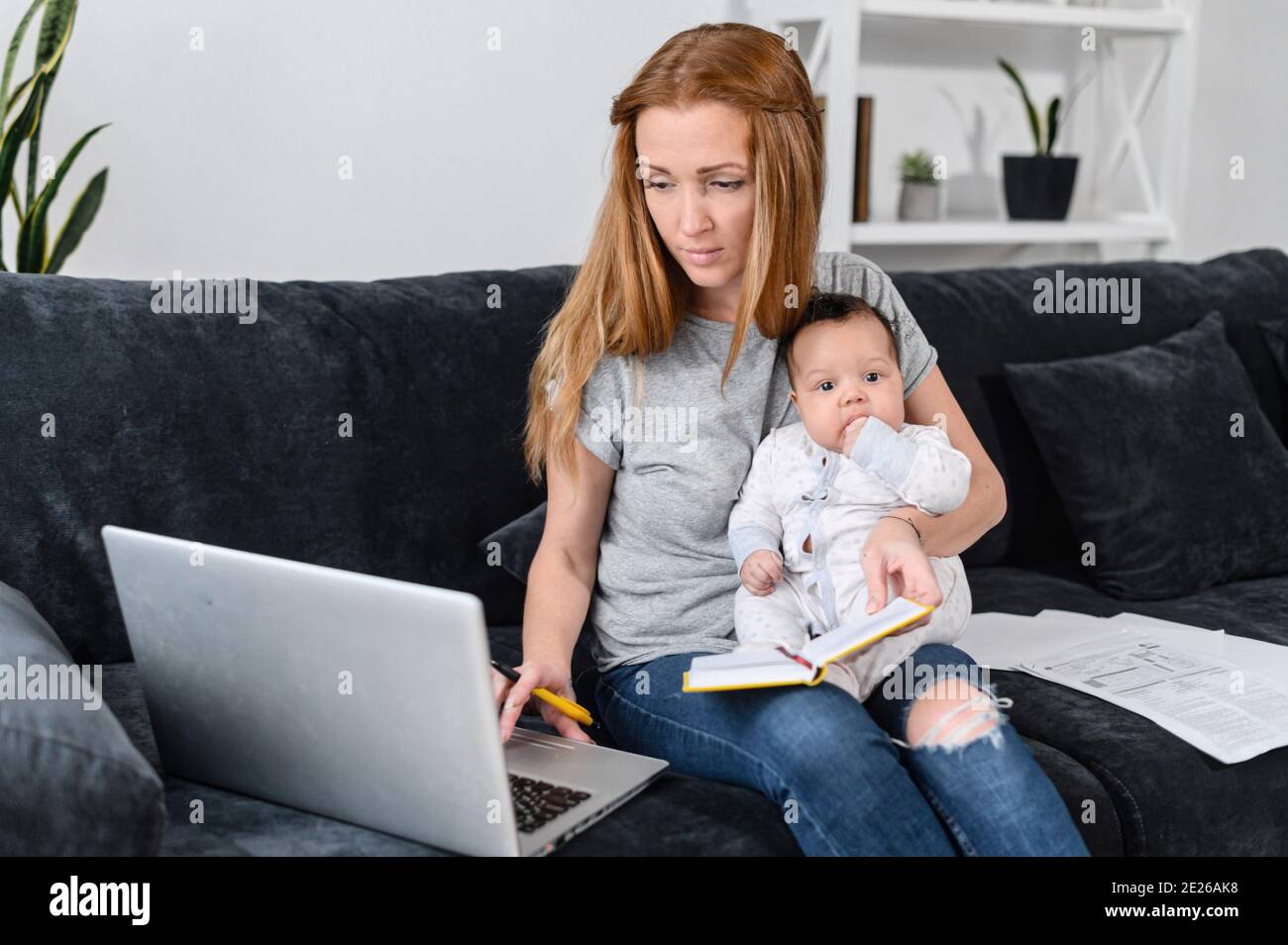mother, woman, single, work Stock Photo - Alamy
