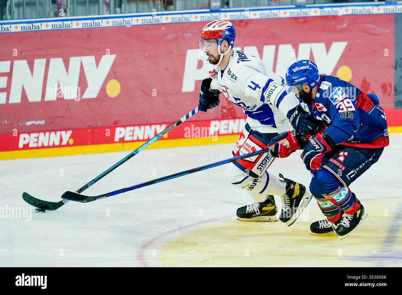 Jason bast hi-res stock photography and images - Alamy