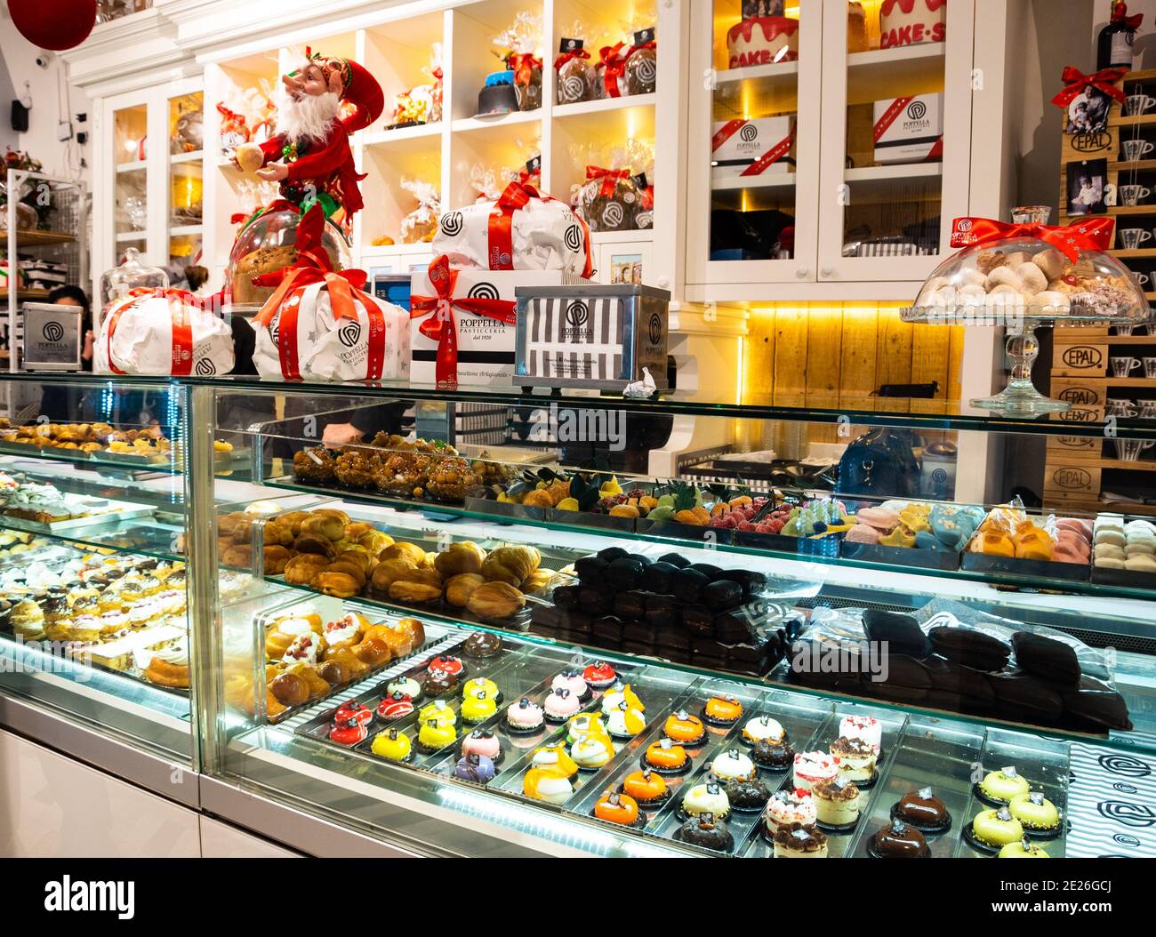 Poppella hi-res stock photography and images - Alamy