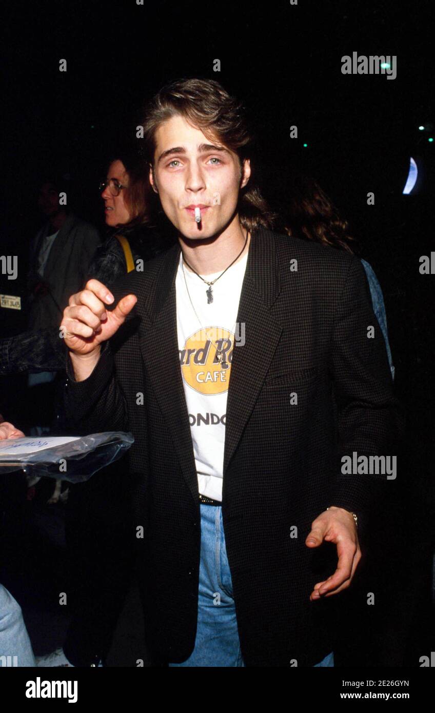 Jason priestley 1990 hi-res stock photography and images - Alamy