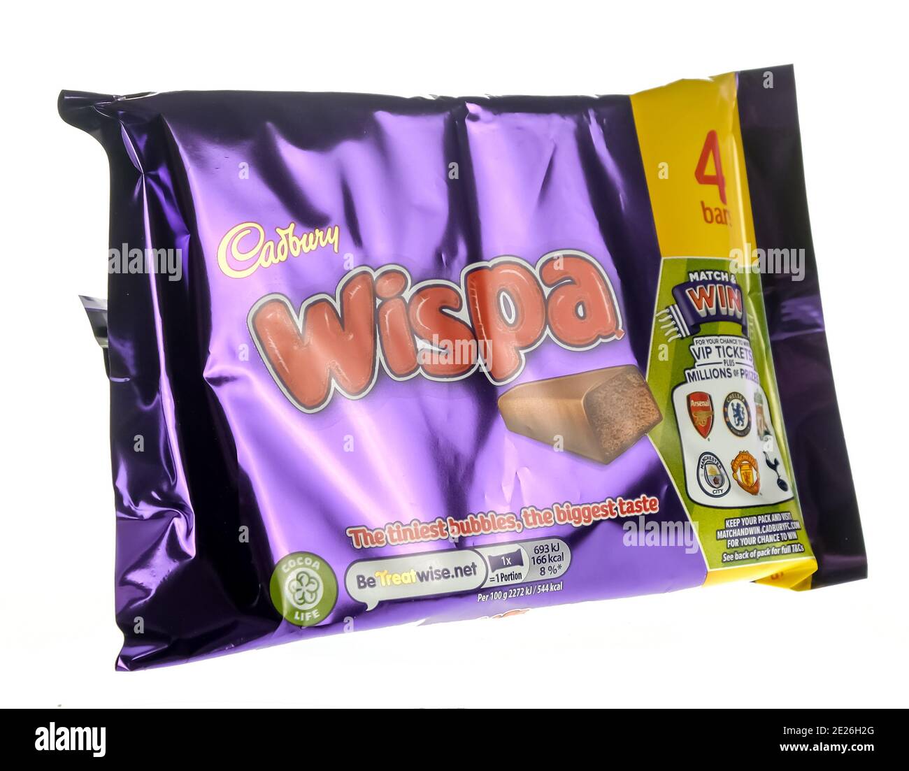 Cadbury wispa chocolate bars hi-res stock photography and images - Alamy