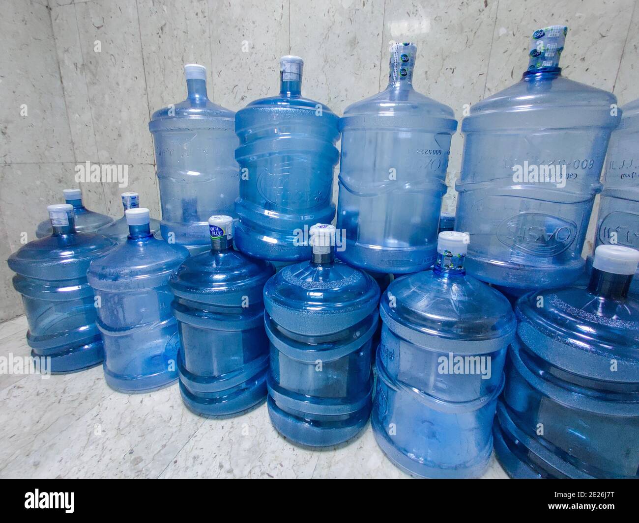 Water cooler icon hi-res stock photography and images - Alamy
