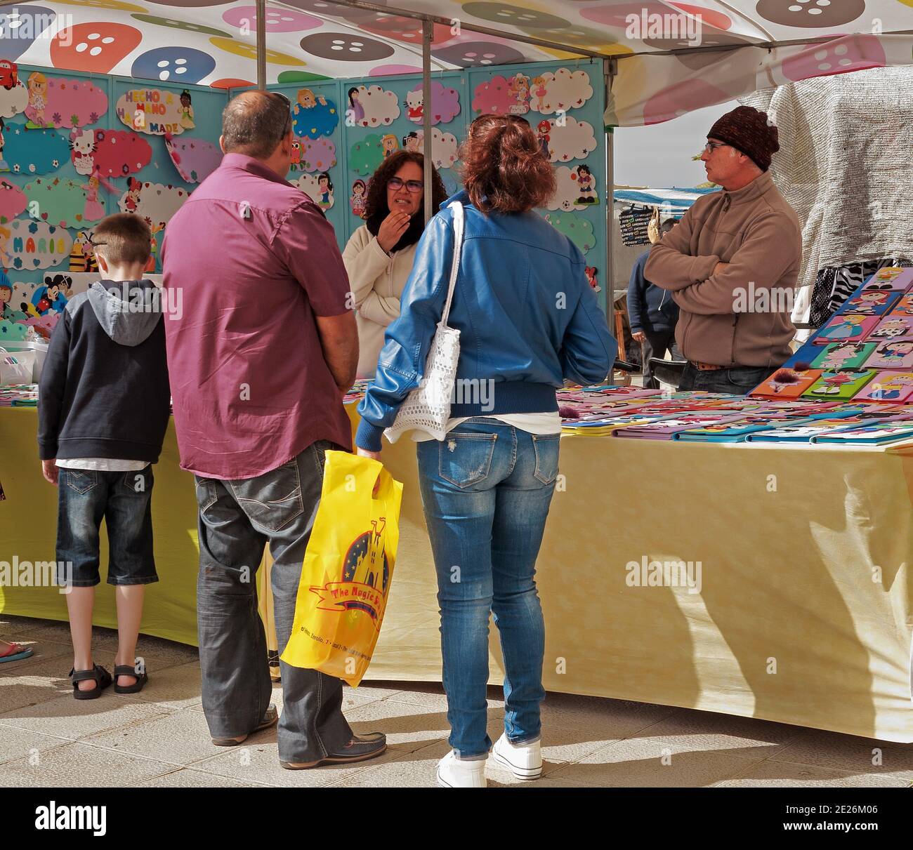 Negotiation scene hi-res stock photography and images - Alamy