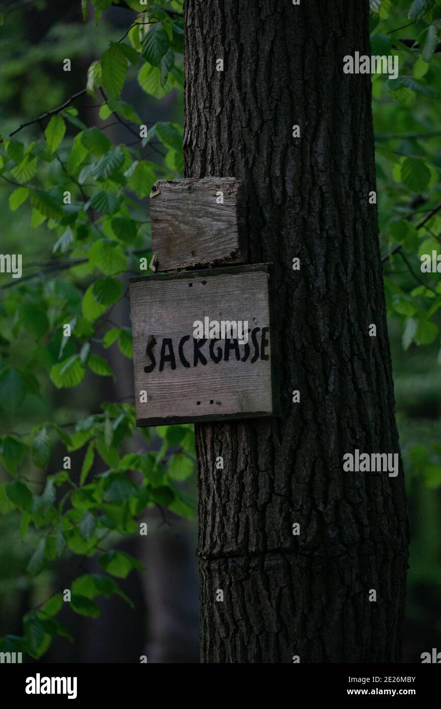 End text hi-res stock photography and images - Alamy