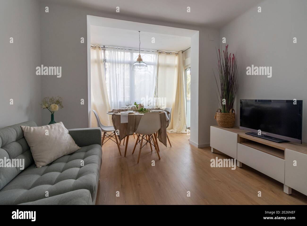 Newly decorated room hi-res stock photography and images - Alamy