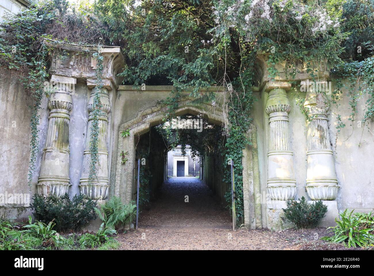 Geary's theatrical Egyptian Gateway in historical Highgate Cemetery ...