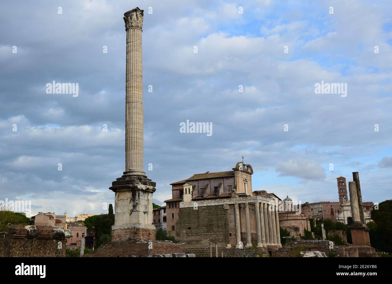 Colonna di Foca - Column of Phocas in the Roman Forum in Rome, Italy ...