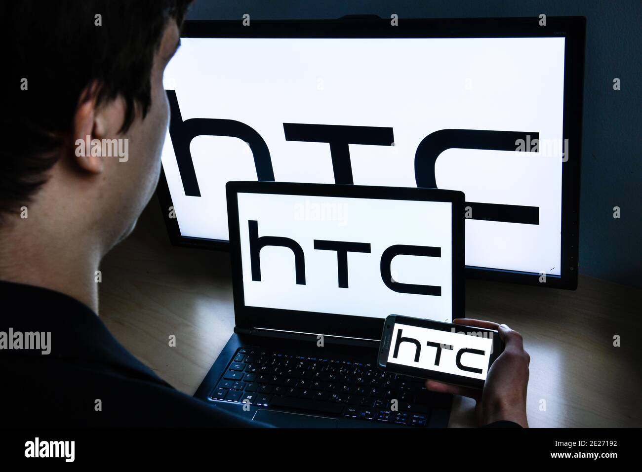 Htc logo hi-res stock photography and images - Alamy