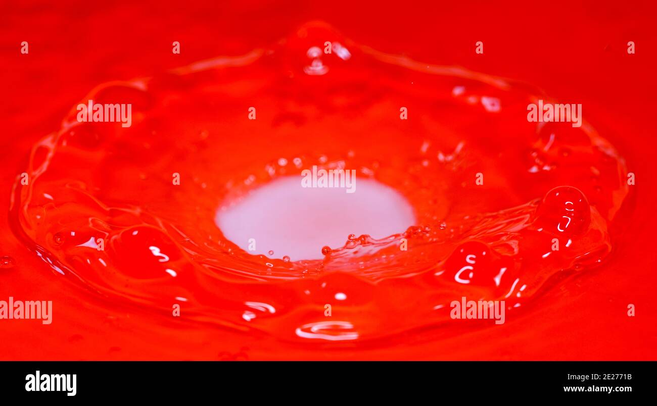 Shallow vessel hi-res stock photography and images - Alamy