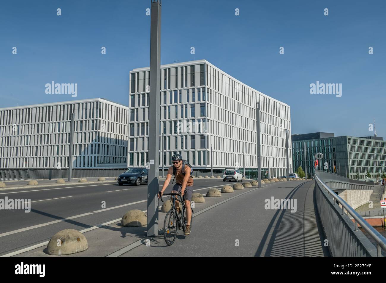 PricewaterhouseCoopers GmbH Wirtschaftsprüfungsgesellschaft, Kapelle ...