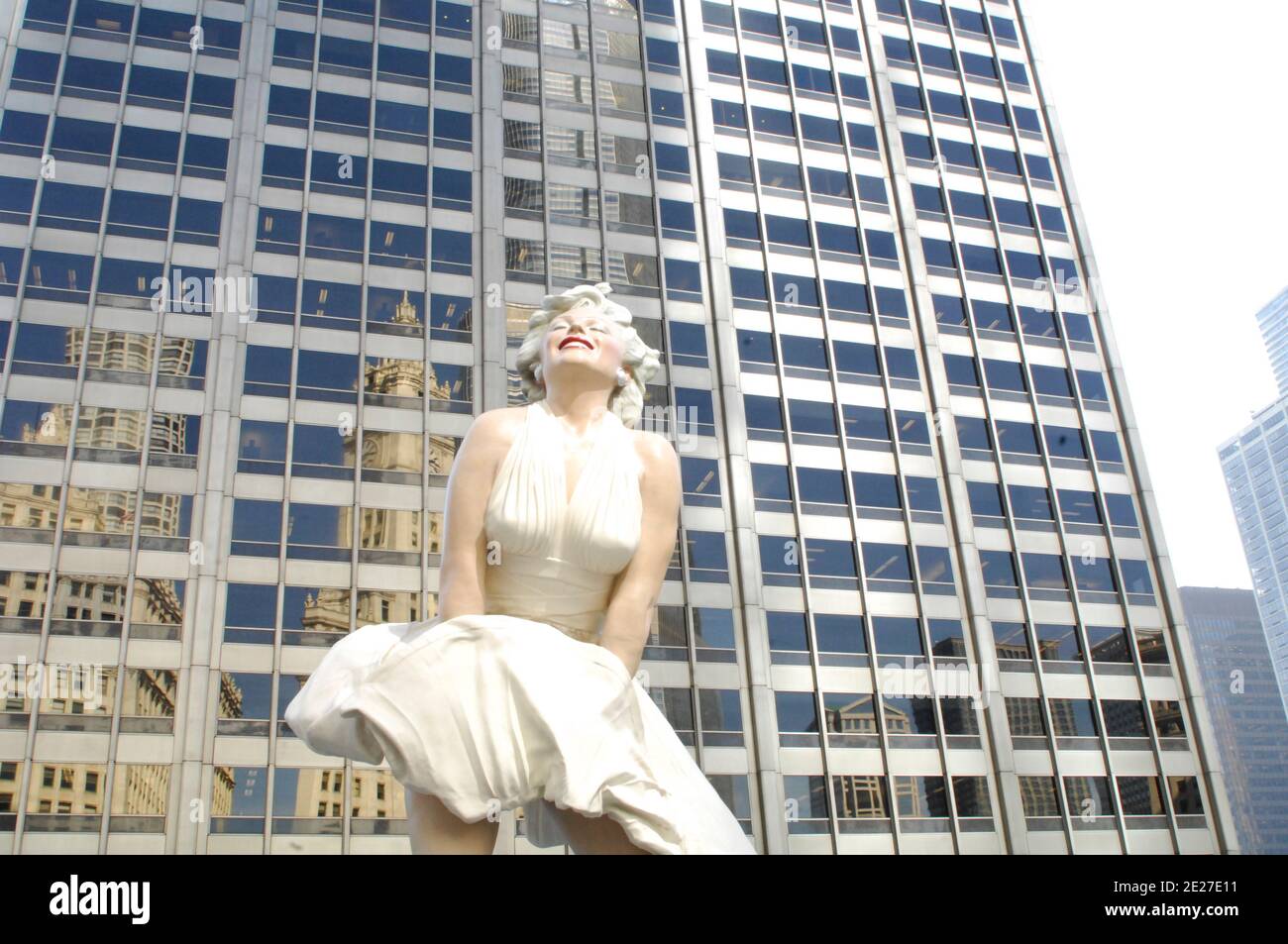 A new sculpture of Marilyn Monroe was unveiled at the Michigan Avenue ...