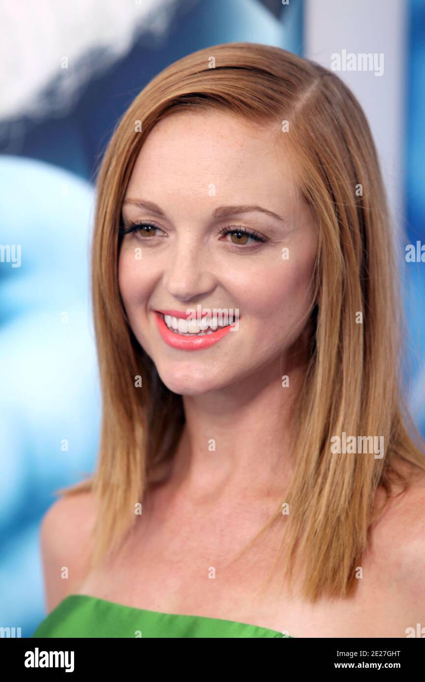Jayma mays and smurfs hi-res stock photography and images - Alamy