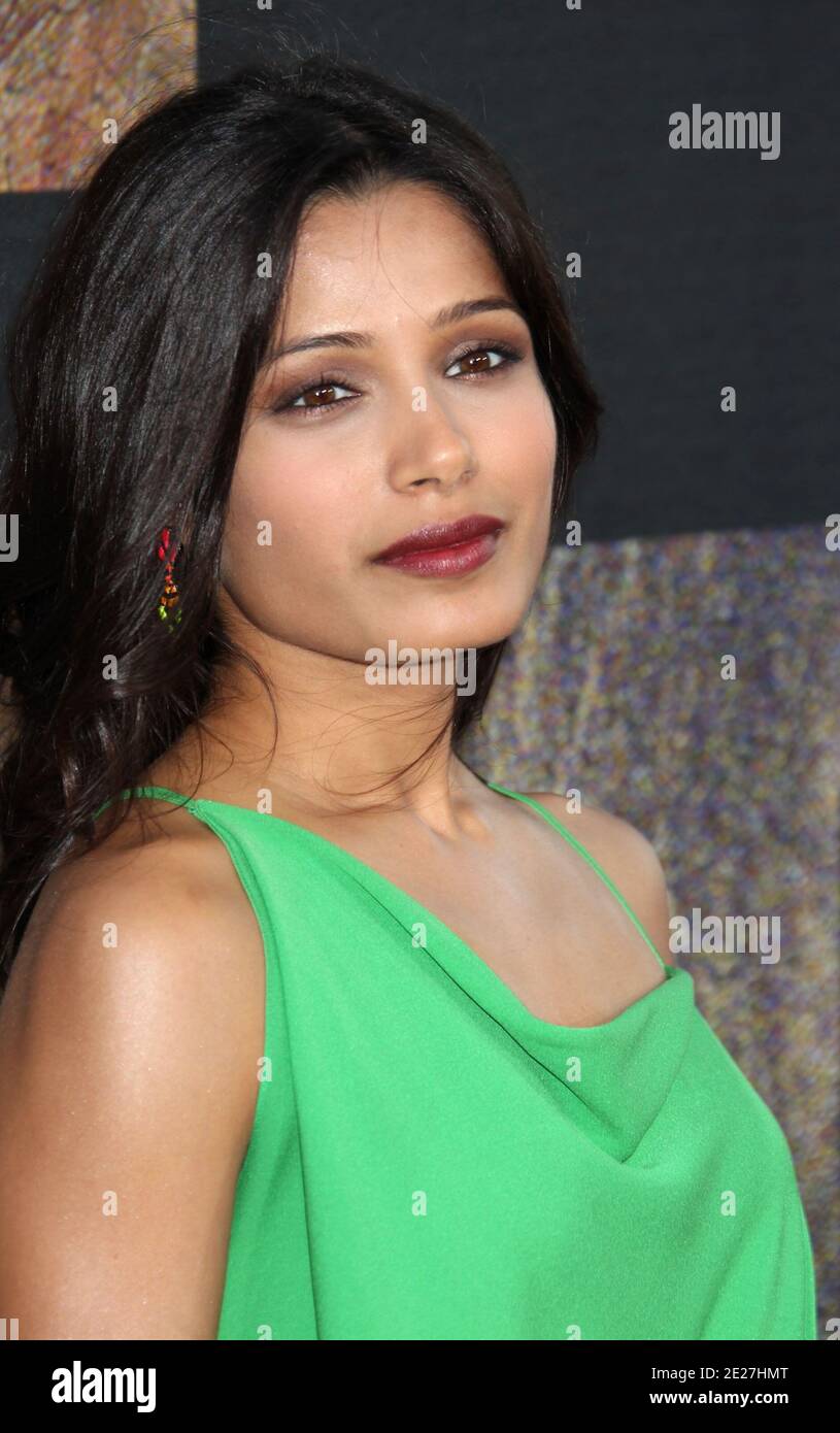 Freida Pinto, The Rise of the Planet of the Apes Premiere at Grauman's ...
