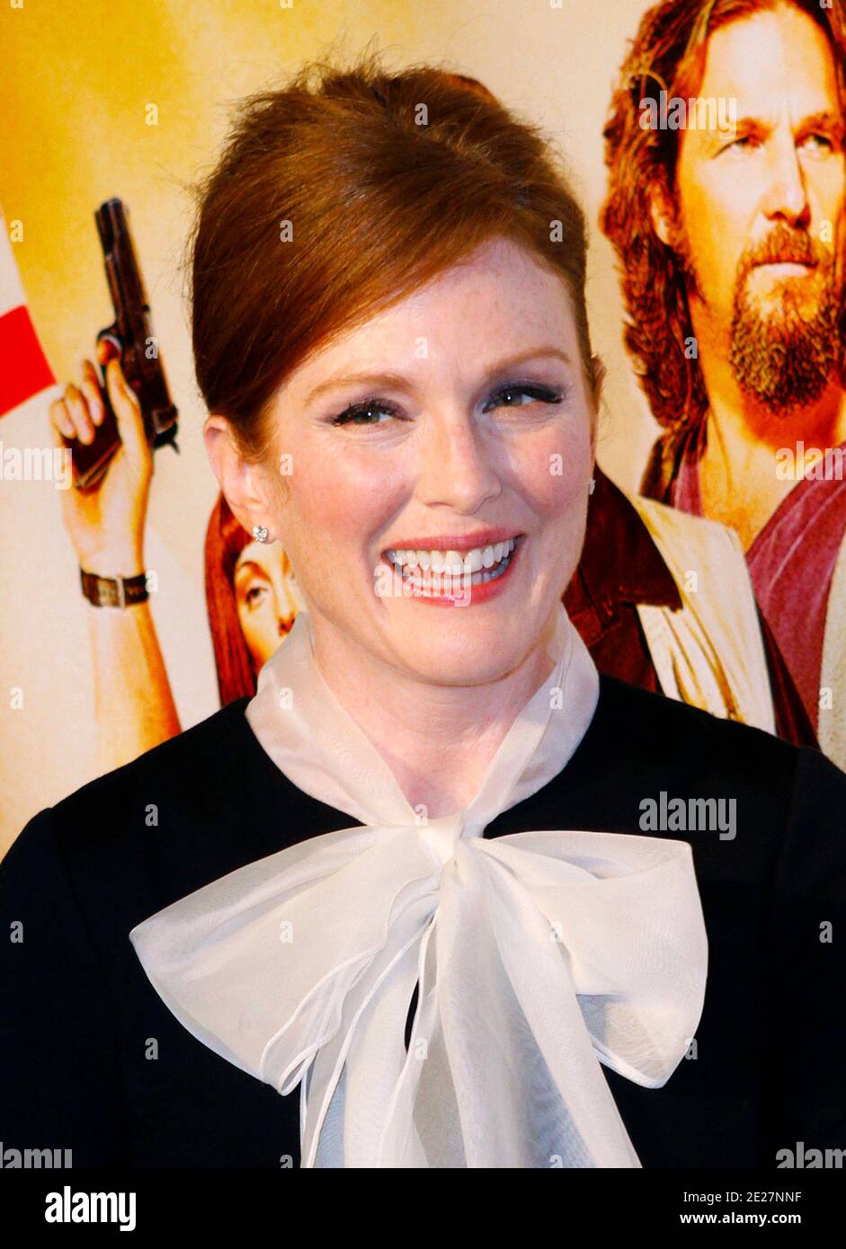 Julianne moore big lebowski hi-res stock photography and images - Alamy