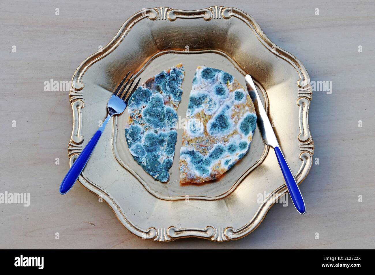 Rotten food plate hi-res stock photography and images - Alamy