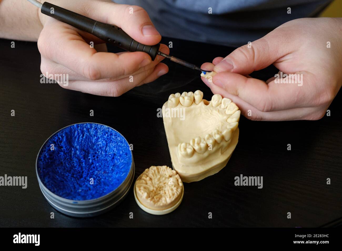 Dental crown fabrication hi-res stock photography and images - Alamy
