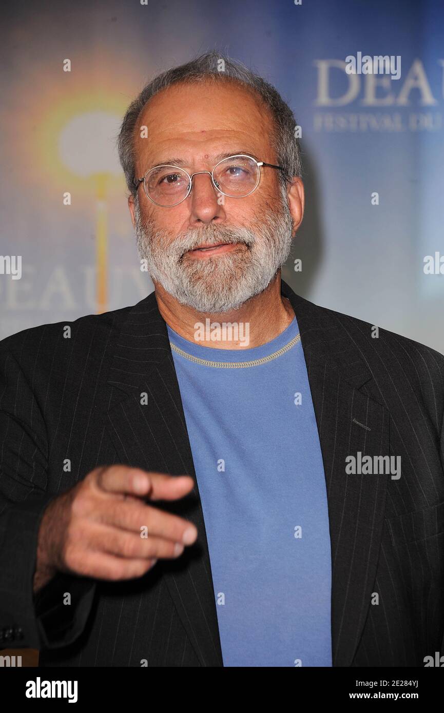 Tom fontana hi-res stock photography and images - Alamy