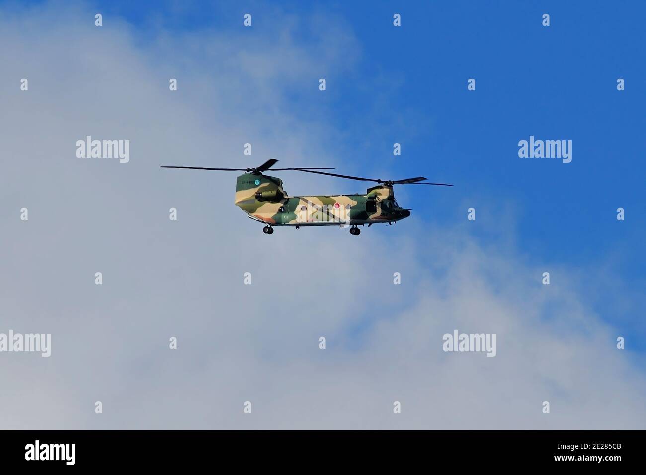 Ch 47 Chinook Lift High Resolution Stock Photography and Images - Alamy