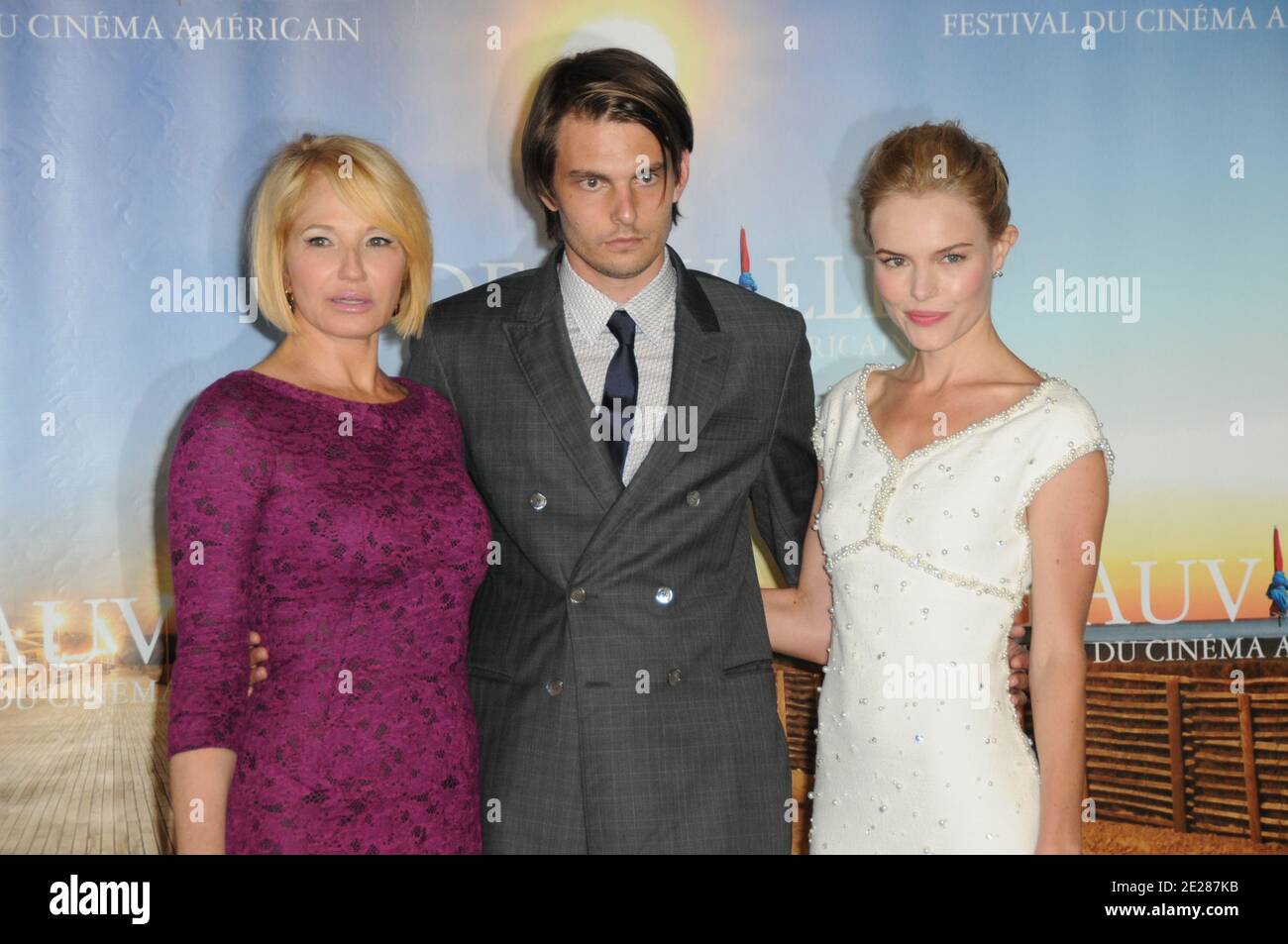 Ellen barkin and sam levinson hi-res stock photography and images - Alamy