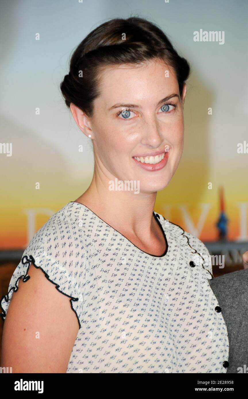 Sarah moss hi-res stock photography and images - Alamy