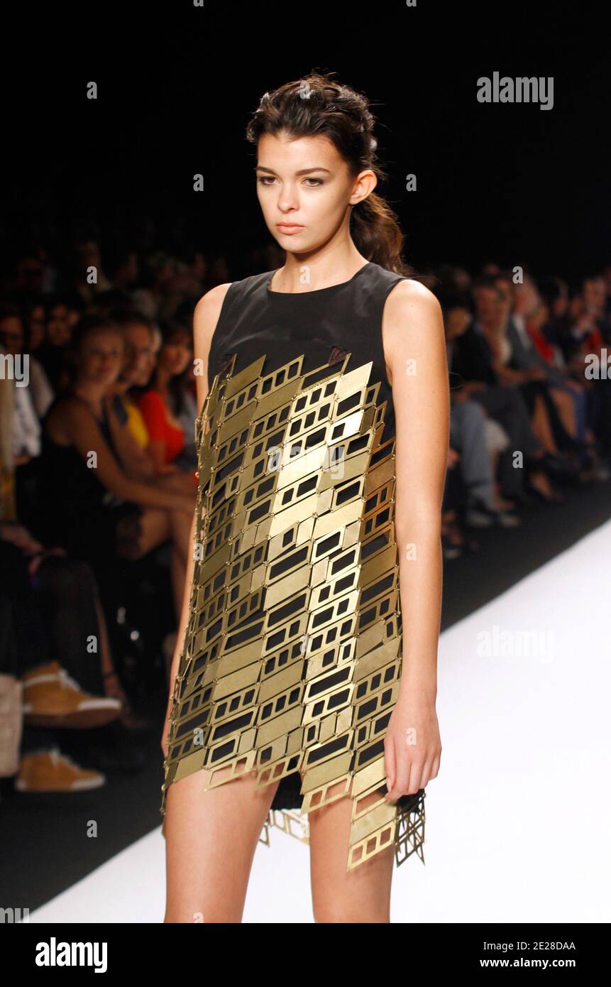 Models present the Laura Kathleen collection during the Project Runway ...