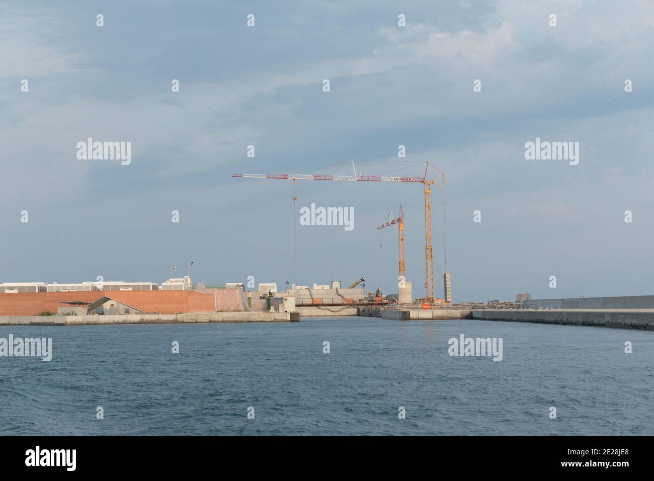 Mose flood barrier hi-res stock photography and images - Alamy