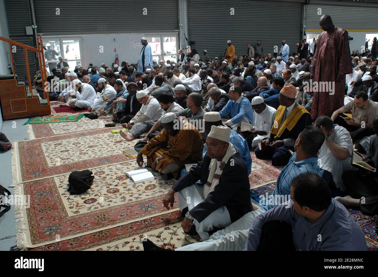 Muslim prayer on the streets of paris hi-res stock photography and ...
