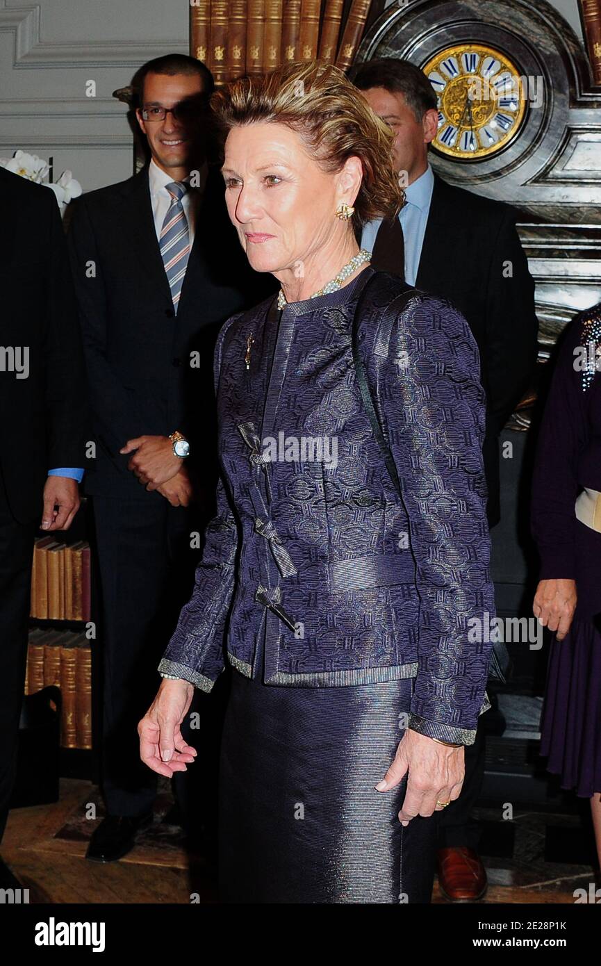 Queen Sonja of Norway attending a reception at the Norwegian circle in ...