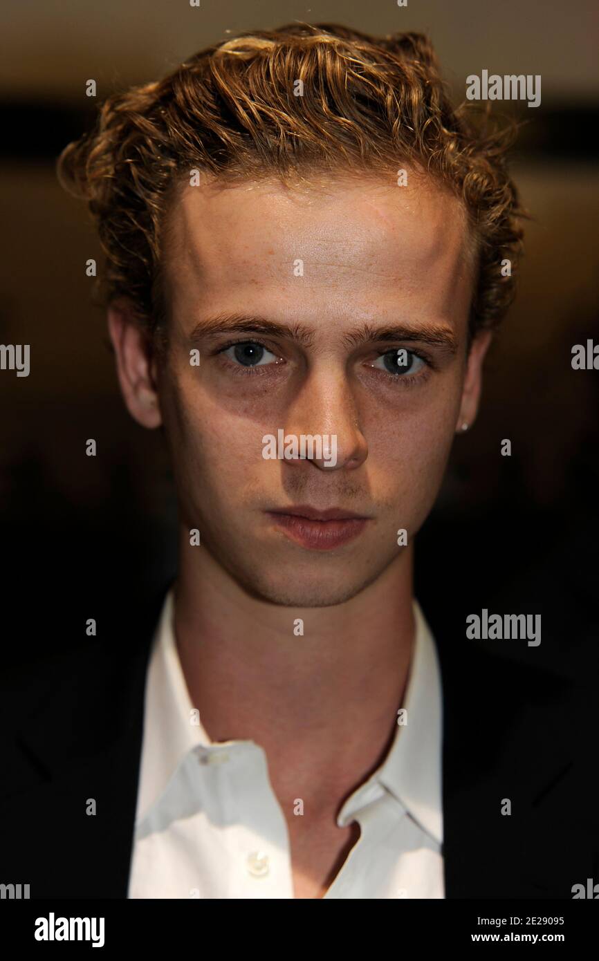 Actor Stef Aerts arrives at the premiere of 'Oxygene' at cinema Le ...