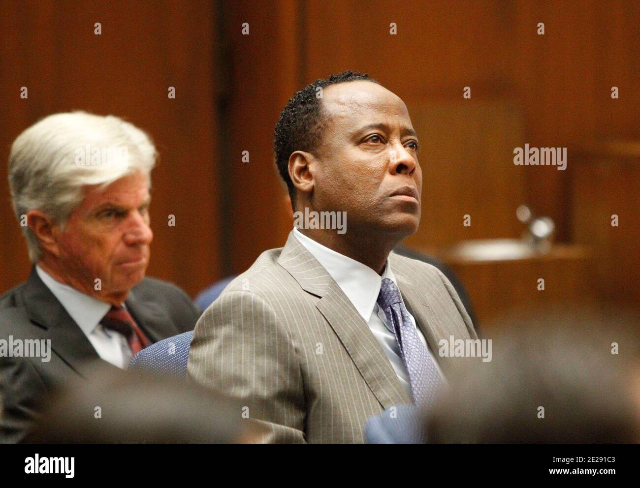 An emotional Conrad Murray looks up during the defense opening ...