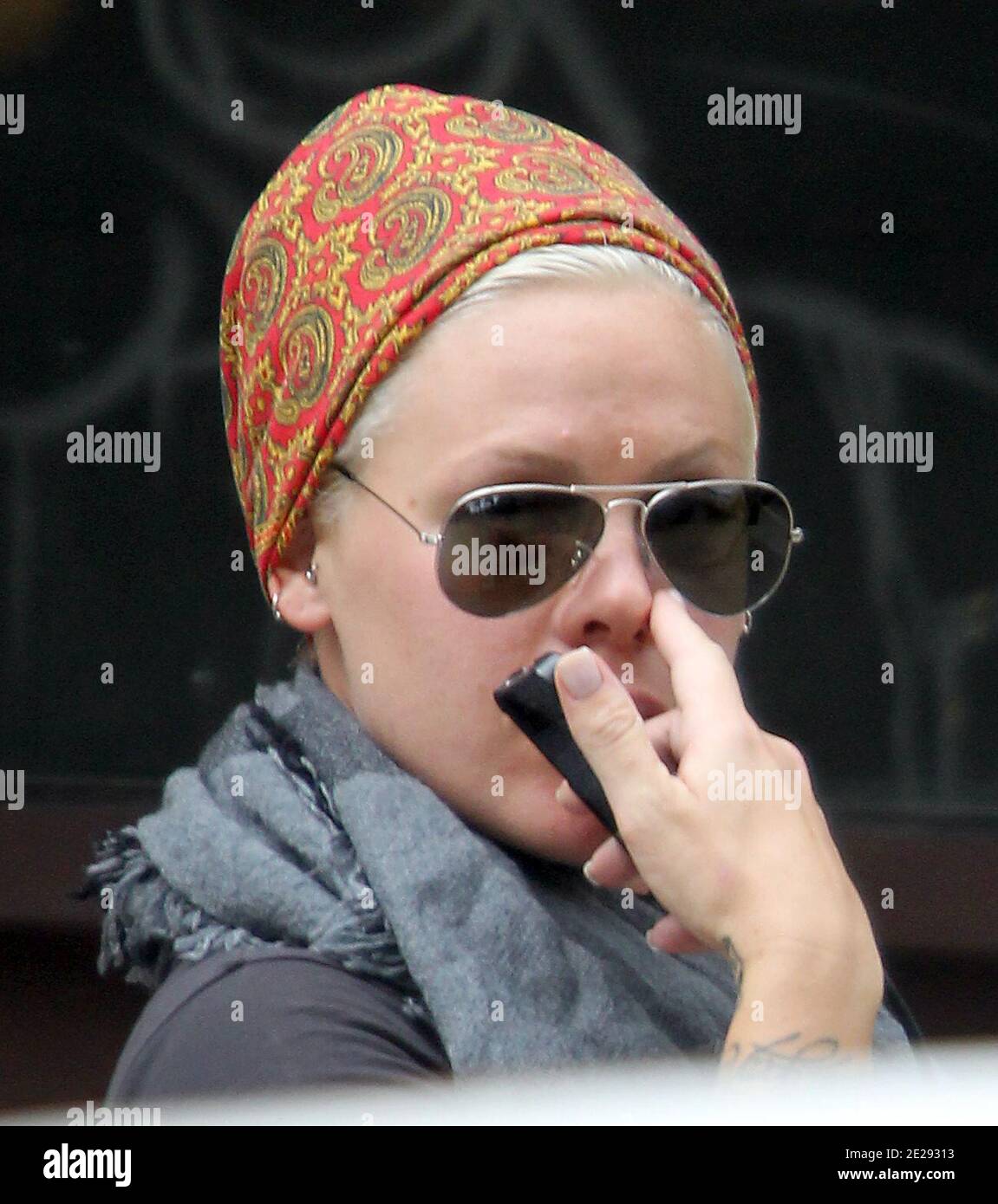 Pink chanteuse hi-res stock photography and images - Alamy