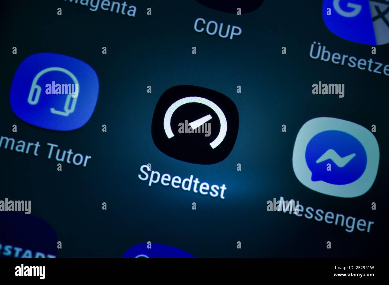 Smartphone, Display, App, Speedtest Stock Photo - Alamy
