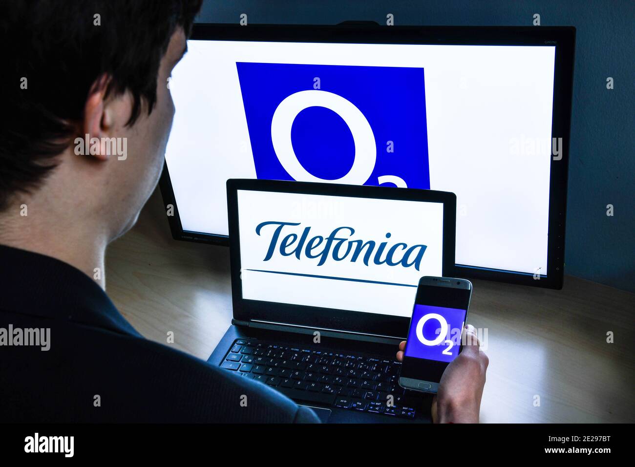 O2 telefonica hi-res stock photography and images - Alamy