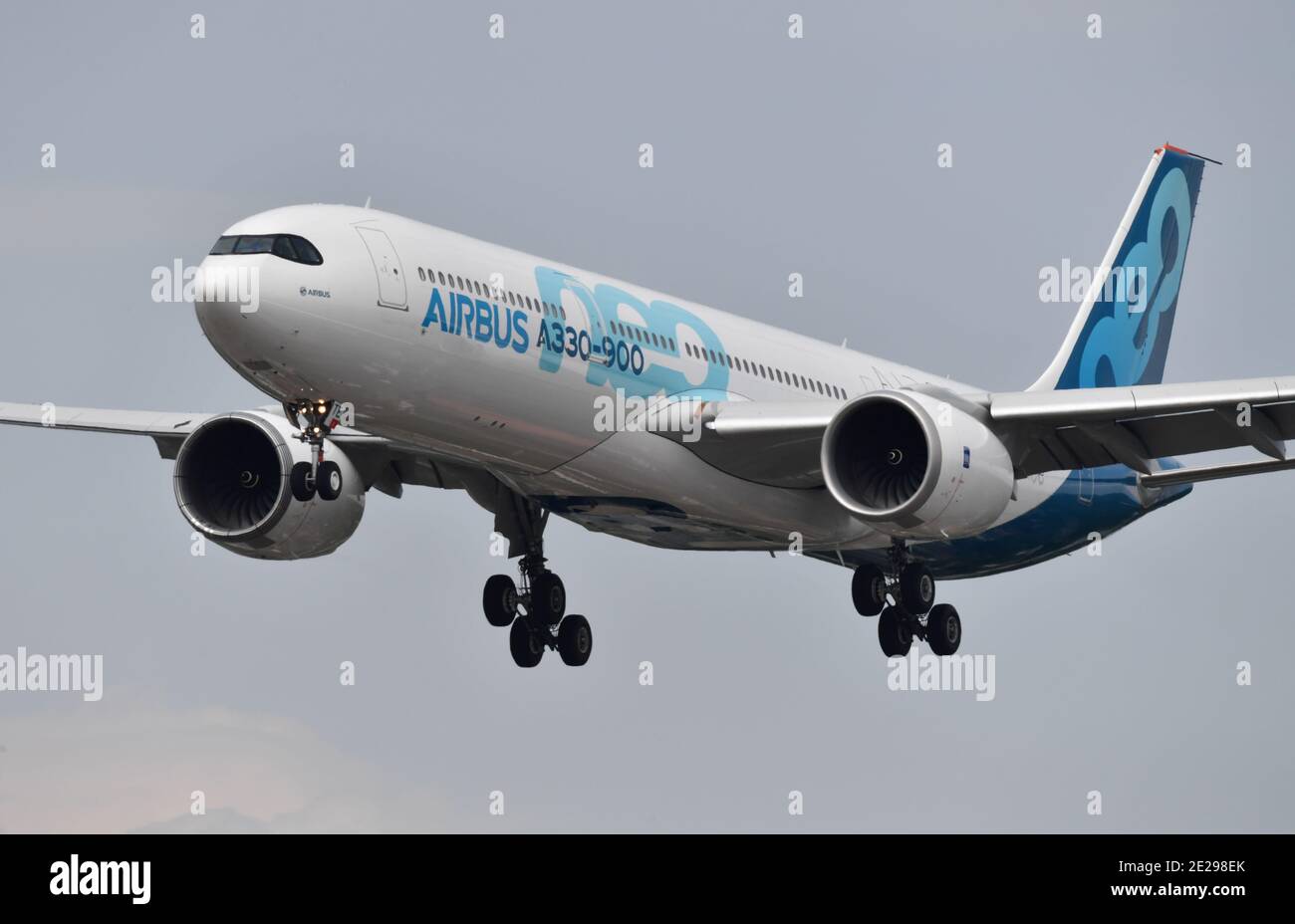 A330 900 hi-res stock photography and images - Alamy