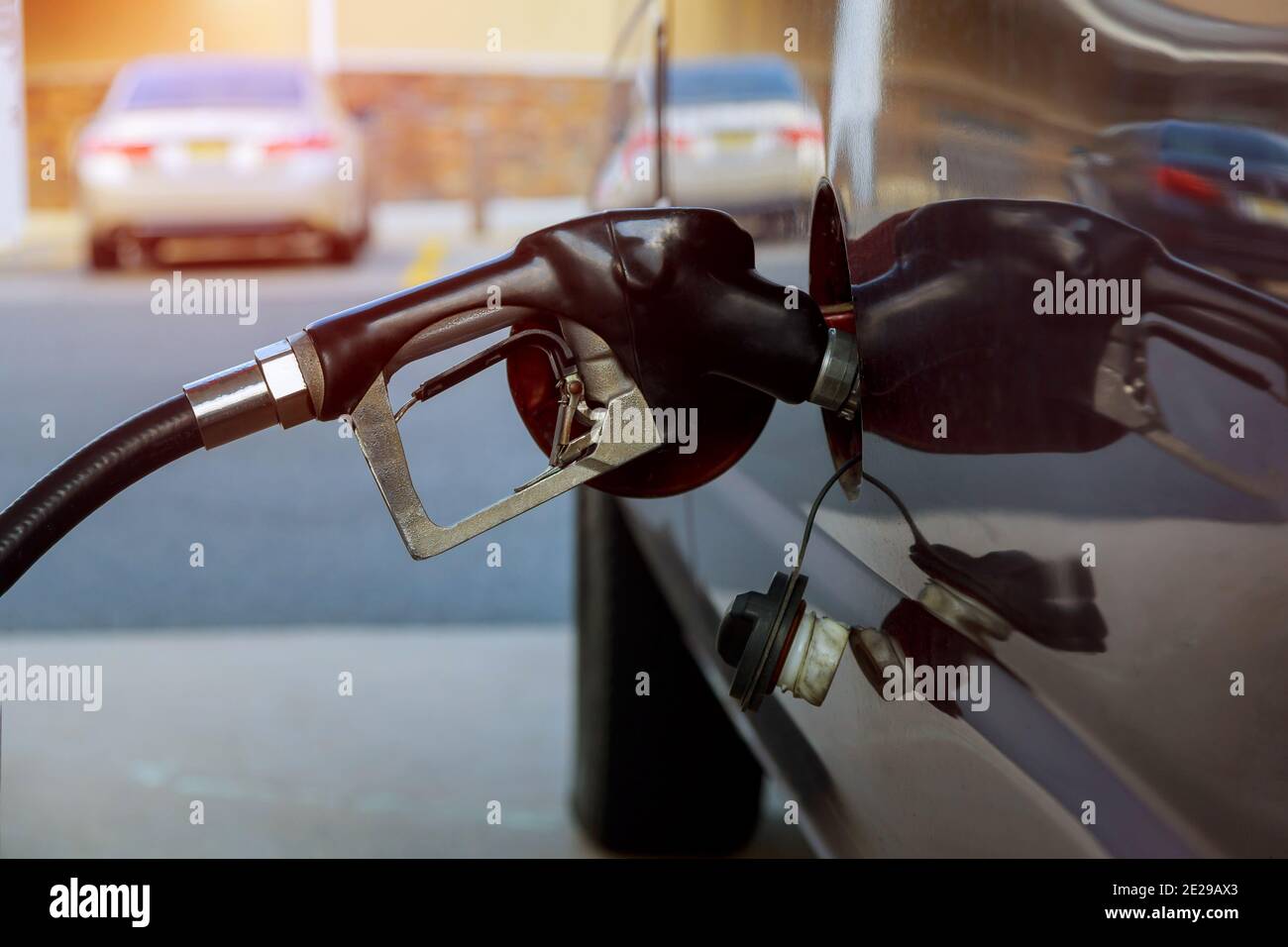 Filling gas tank hi-res stock photography and images - Alamy