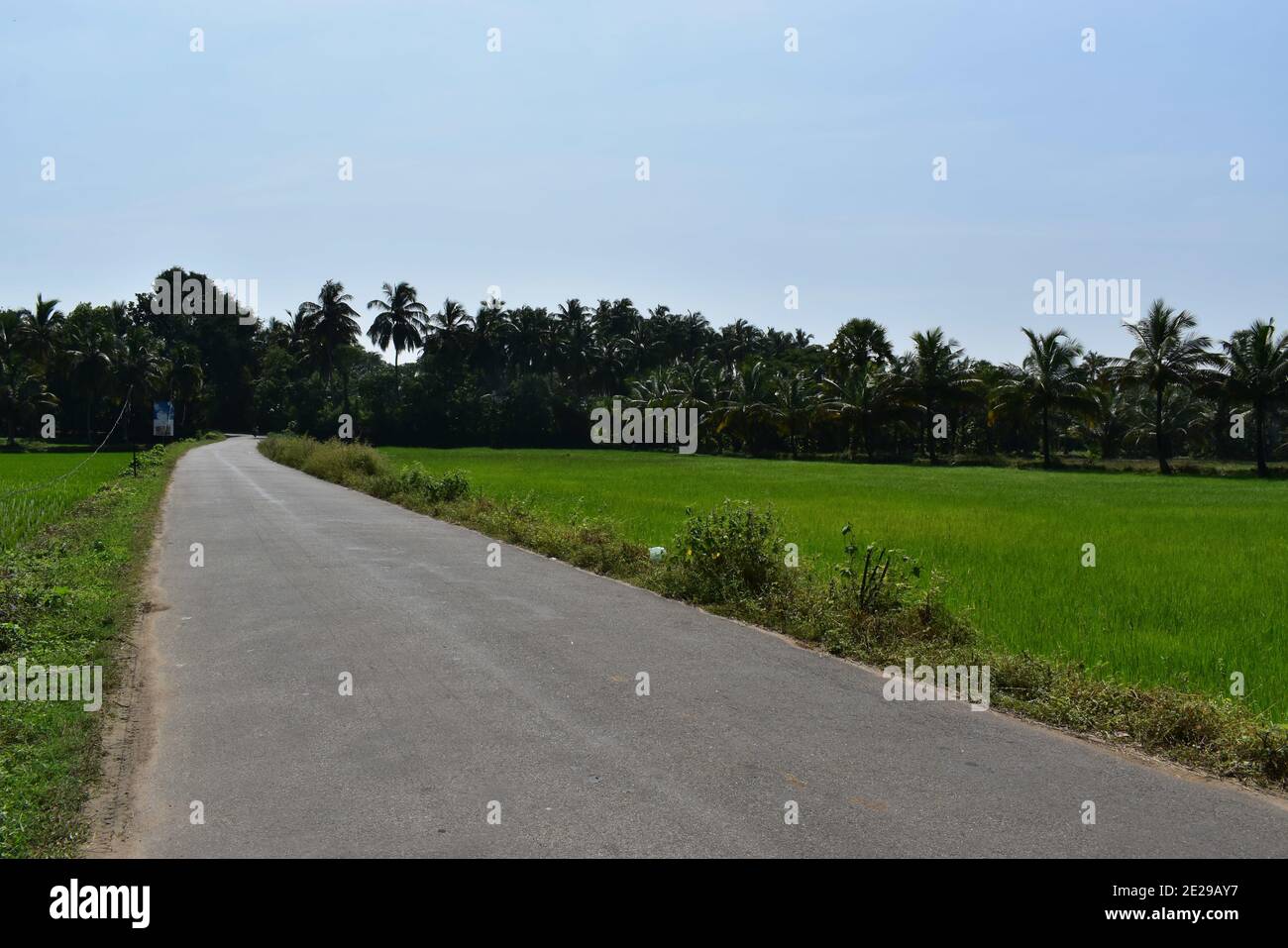 Gravel roads, india hi-res stock photography and images - Alamy