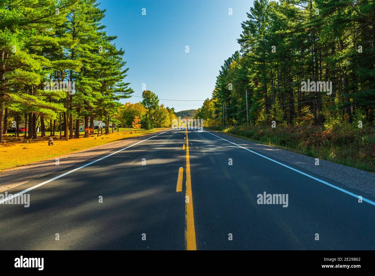 Highway in ontario hi-res stock photography and images - Alamy